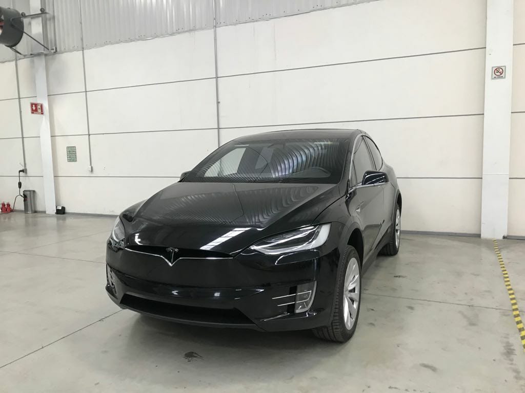 First look at a bulletproof Tesla Model X armored vehicle | Electrek