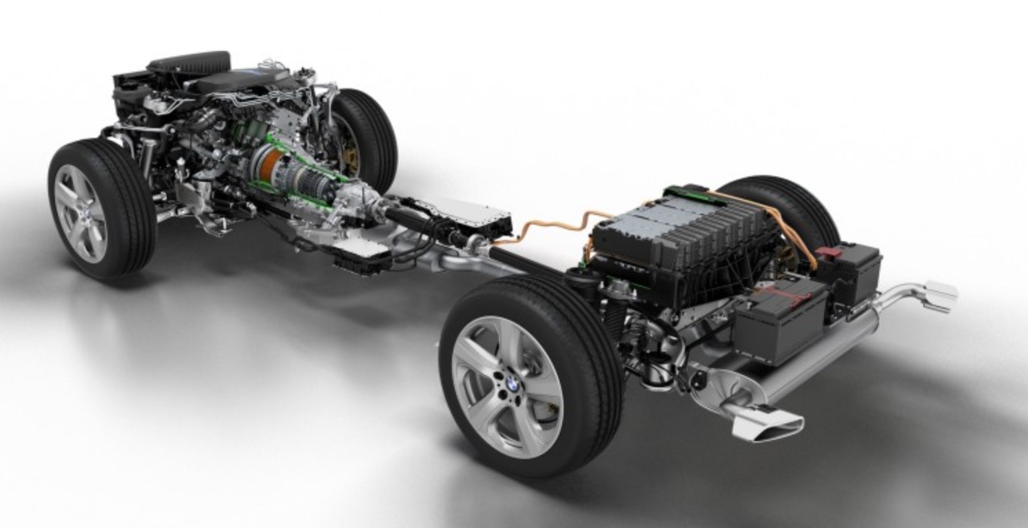 Electrek Review BMW i8 Roadster: an hybrid roadster that needs to be ...