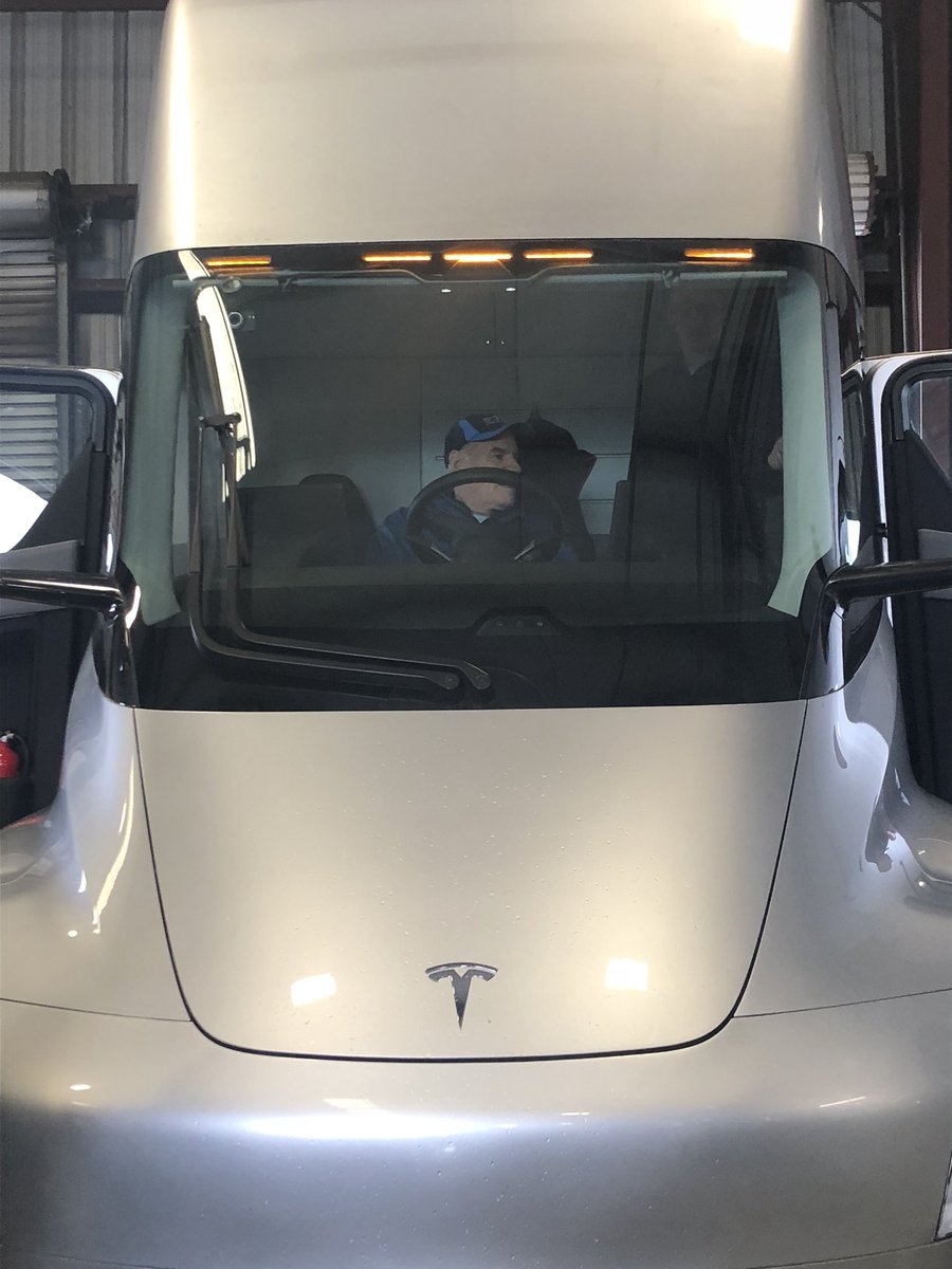 Tesla Semi leasing partner test drives electric truck prototype | Electrek