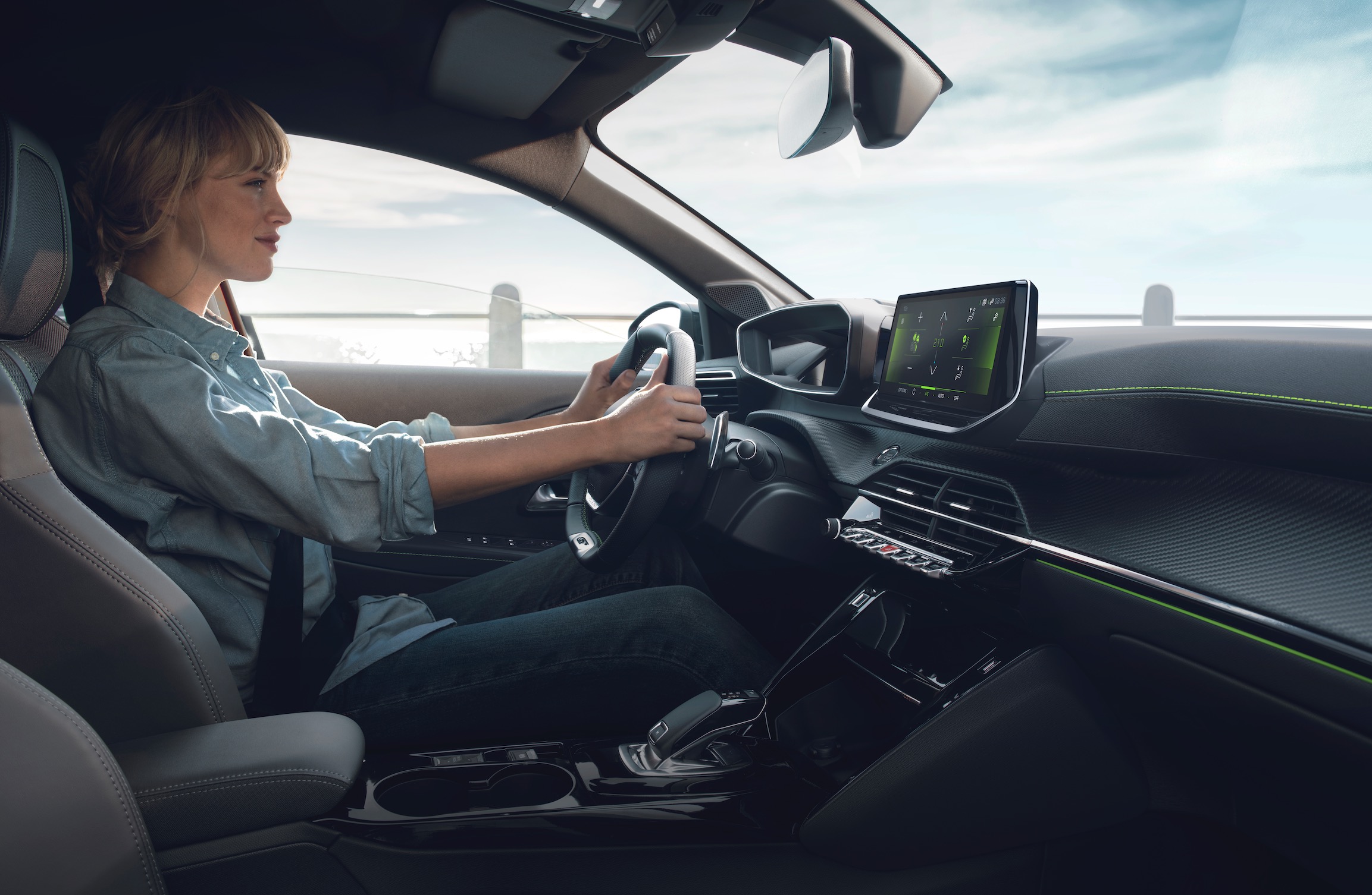 Peugeot unveils all-electric 208 hatch with 211 miles of range | Electrek