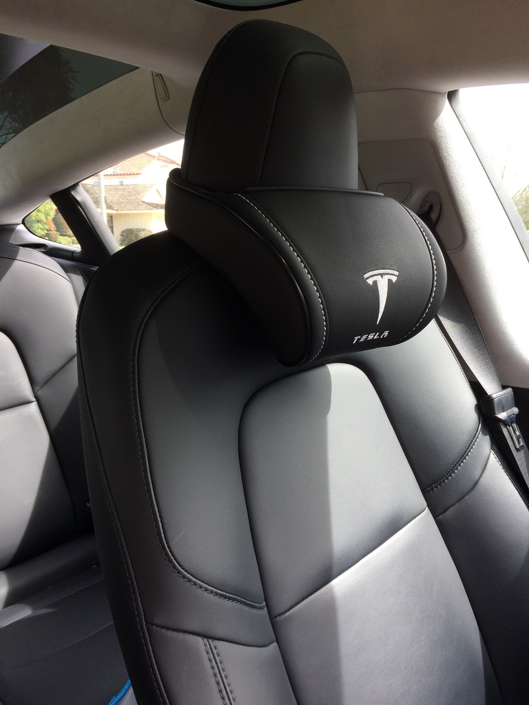 Tesla made more comfortable with new custom headrest | Electrek