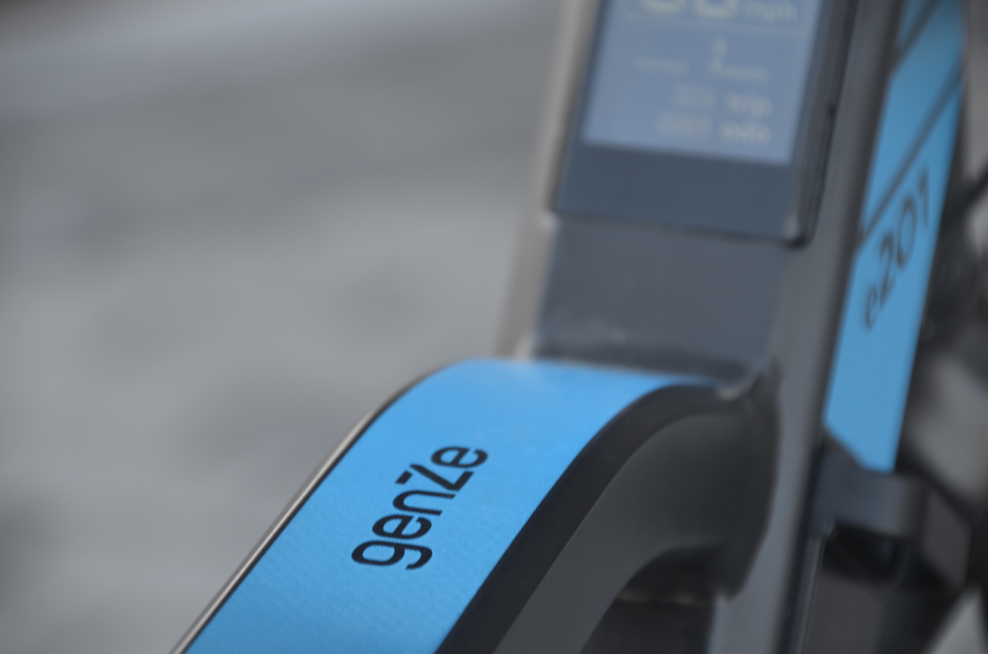 Review: GenZe 200 series electric bicycle is a well built and fun ...