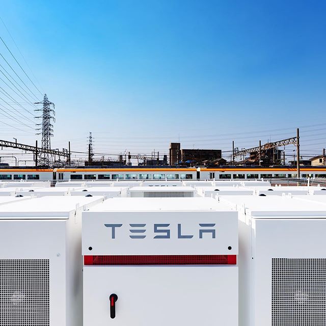 Tesla builds Powerpack system to provide backup power to Osaka train ...