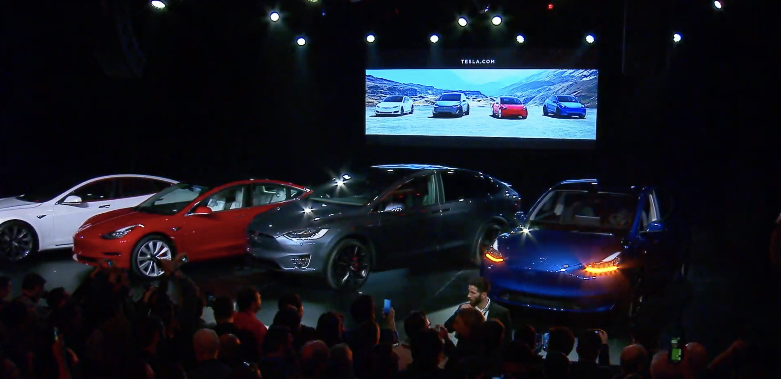 Tesla unveils Model Y electric SUV with 300 miles range and 7-seats ...