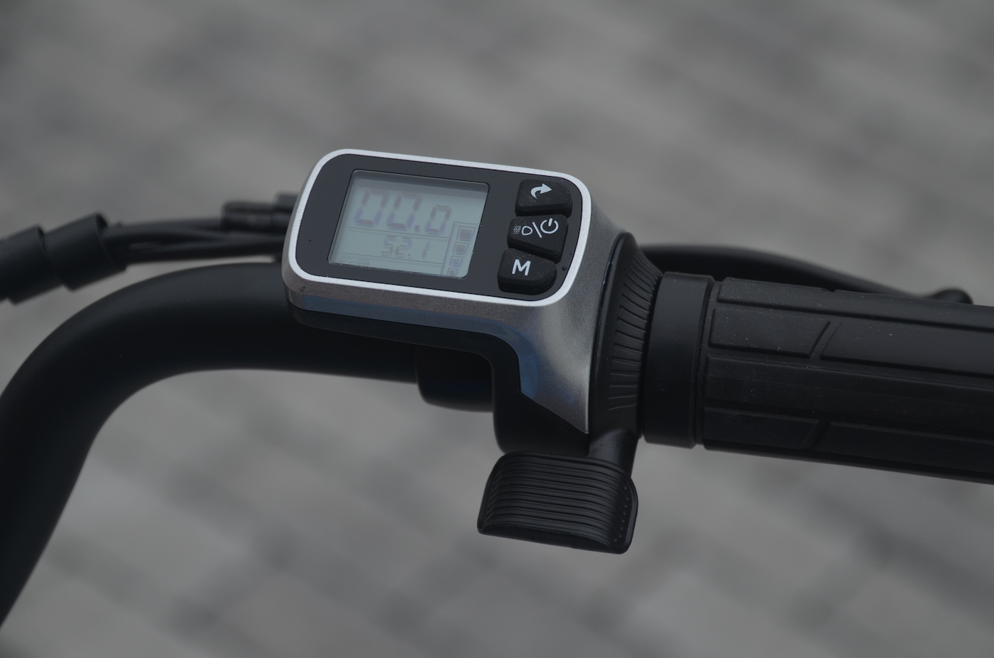 Review: Ride1Up Roadster Ghost electric bicycle is a great e-bike for ...