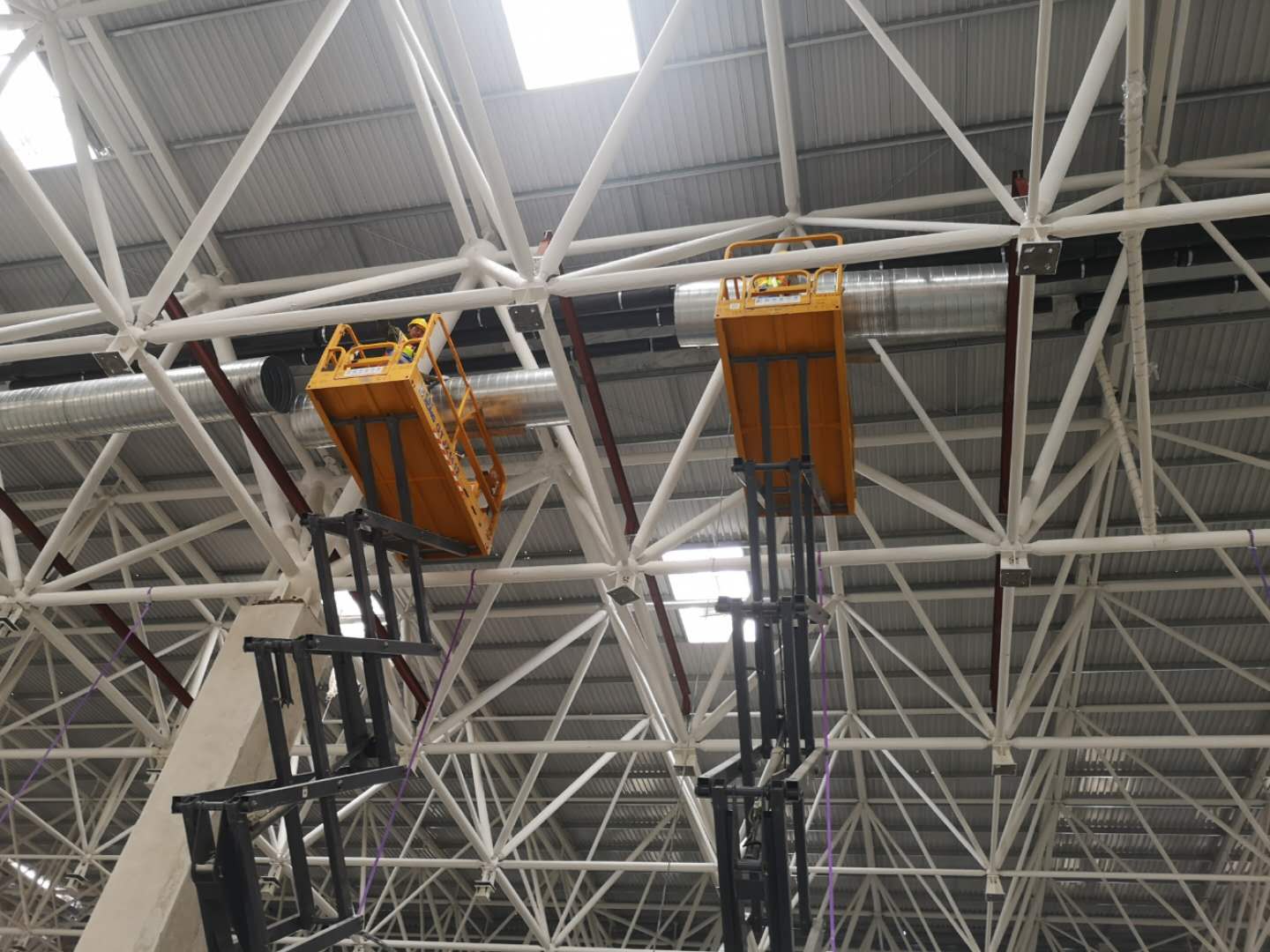 First look inside Tesla's Gigafactory 3 with leaked pictures - Electrek