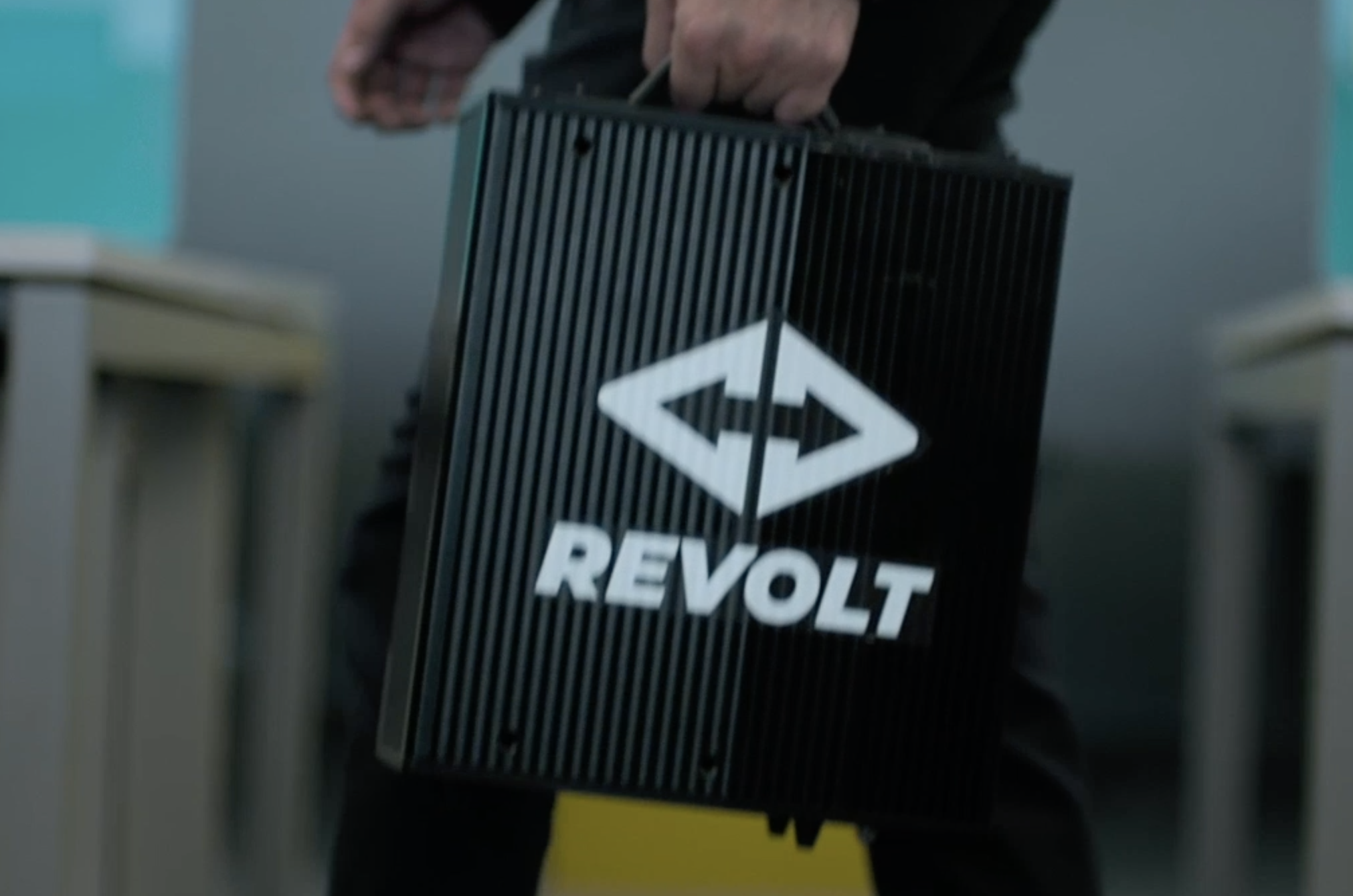 Revolt unveils 150cc class electric motorcycle with nearly 100 mile ...