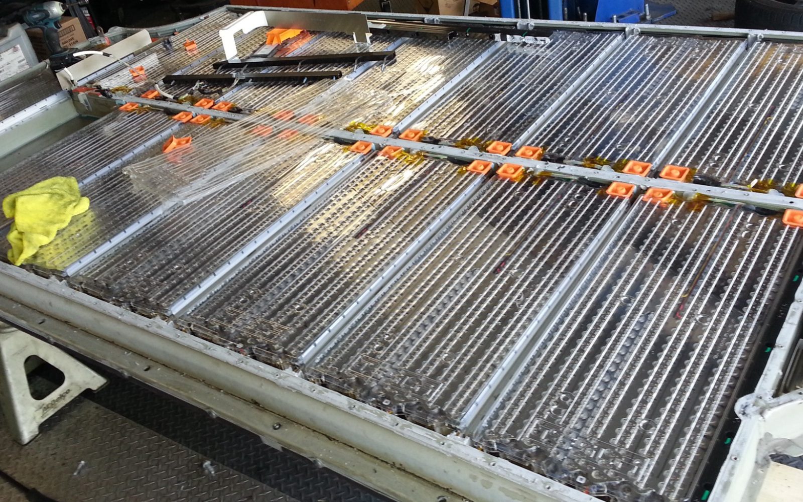 Tesla gives updates on cause of a battery fire, says single module is ...