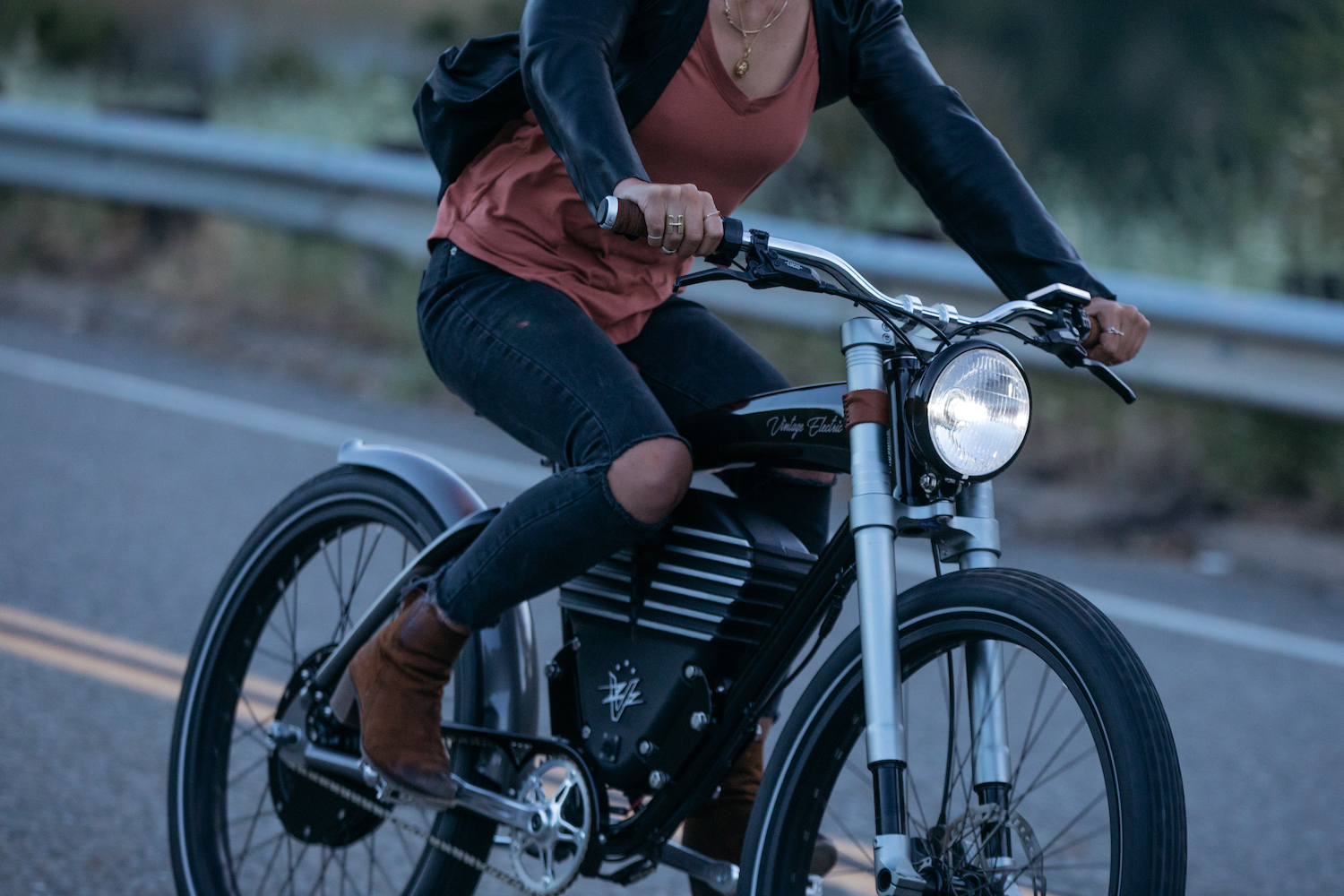 2020 Roadster from Vintage Electric is a 36 mph e-bike with classic style