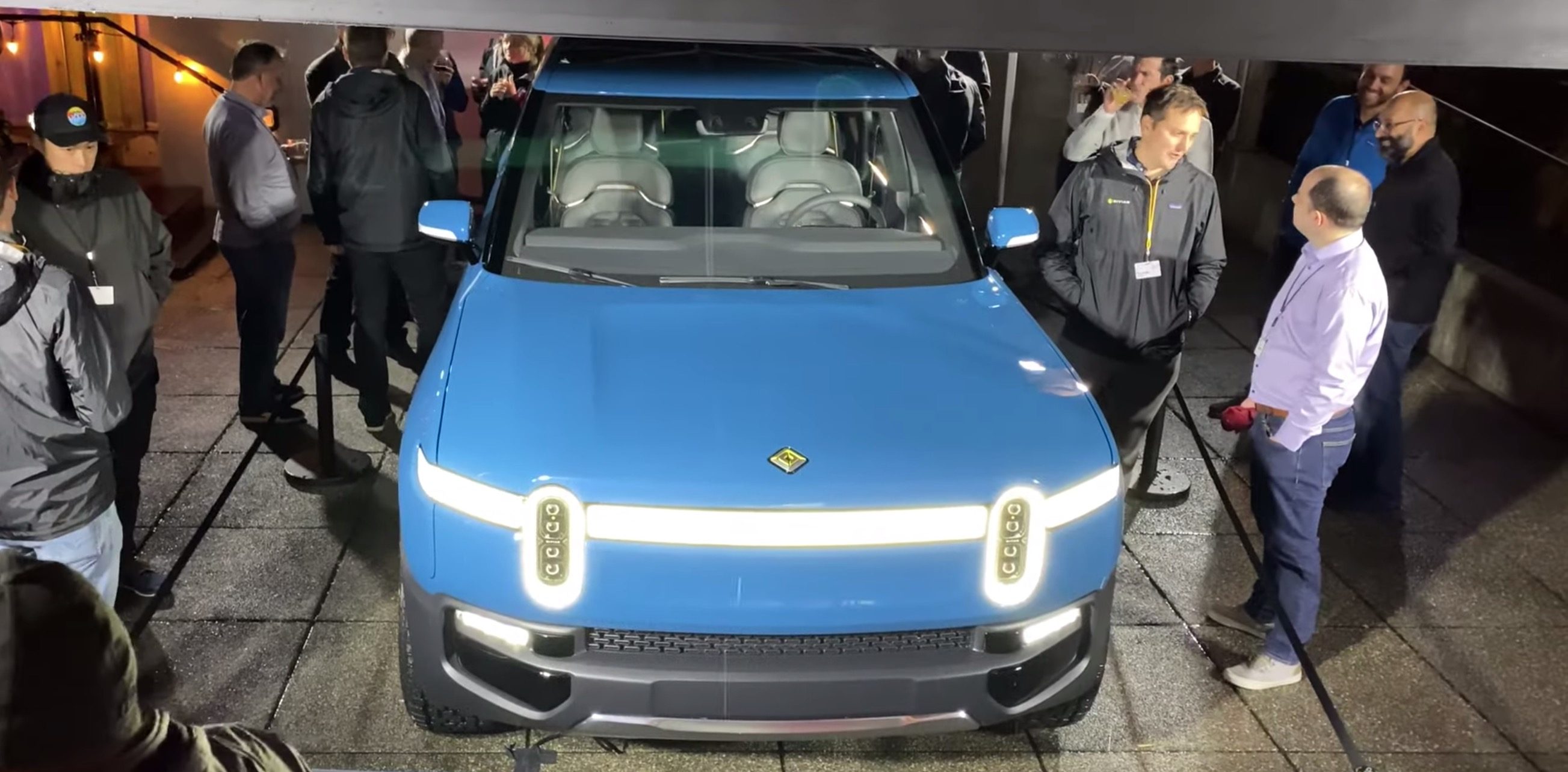 Rivian shows a new blue R1T electric pickup truck prototype - Electrek