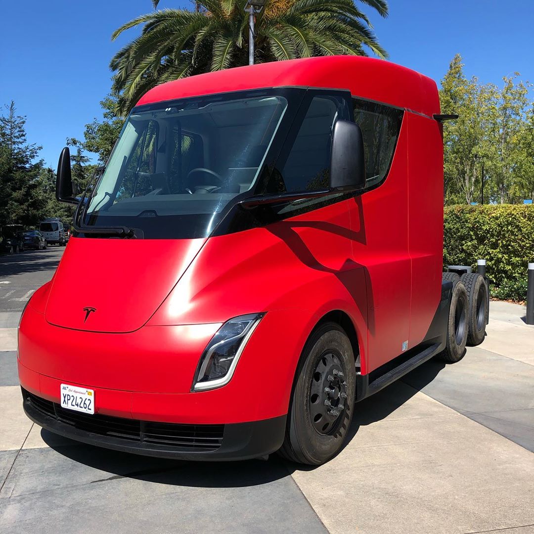 Tesla Semi prototype spotted at Pixar's headquarters | Electrek