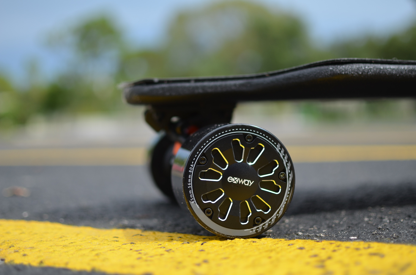 Exway X1 Pro electric skateboard review: A fast, fun and powerful esk8 ...