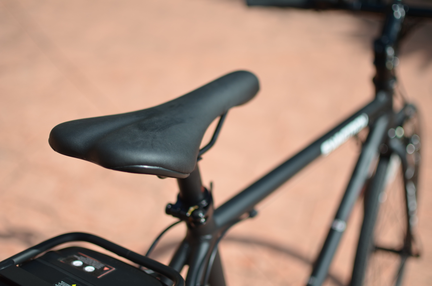 Swagtron EB12 electric bike review: A $999 hipster-spec commuter e-bike