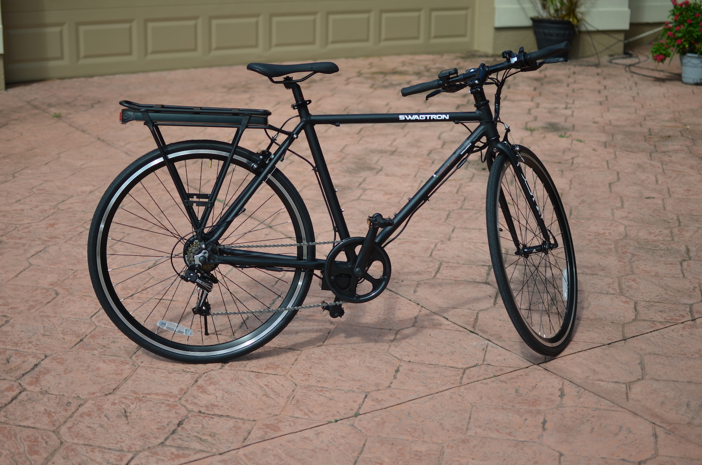 Swagtron EB12 electric bike review: A $999 hipster-spec commuter e-bike