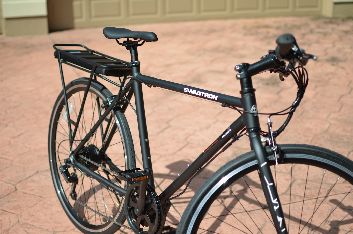 Swagtron EB12 electric bike review: A $999 hipster-spec commuter e-bike