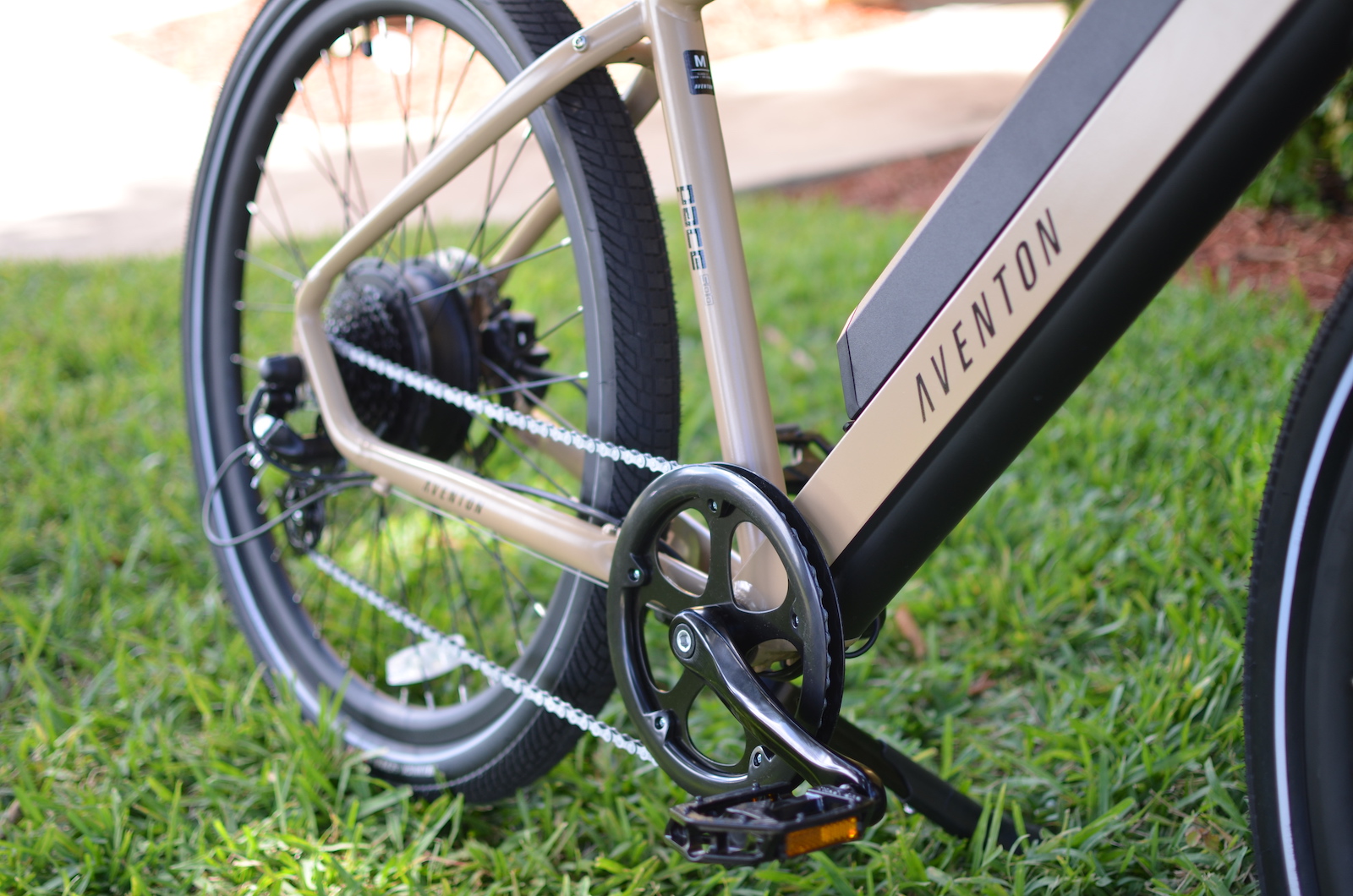 Aventon Pace 500 review: A 28 MPH e-bike for $1,399 that is a commuting dream | Electrek