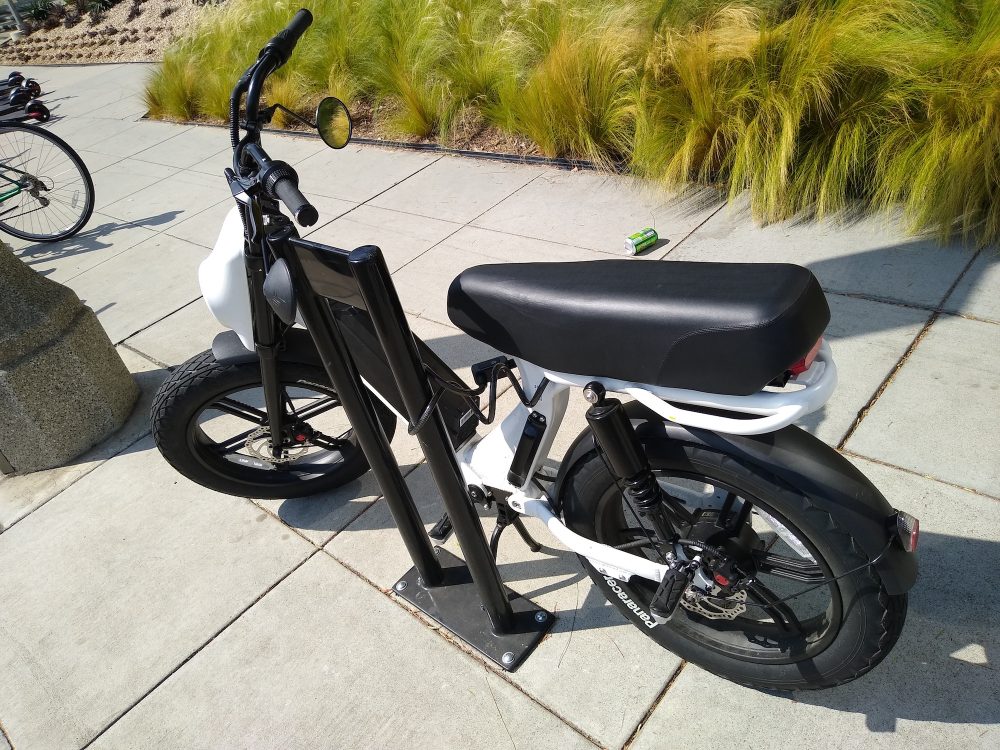 [Update: More info] Bird Cruiser electric moped spied in the wild in ...