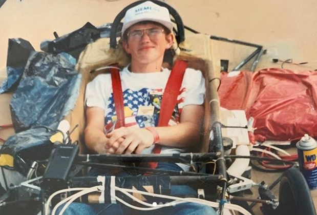 Congressman Thomas Massie on Tesla Cybertruck, preferring Model S to ...