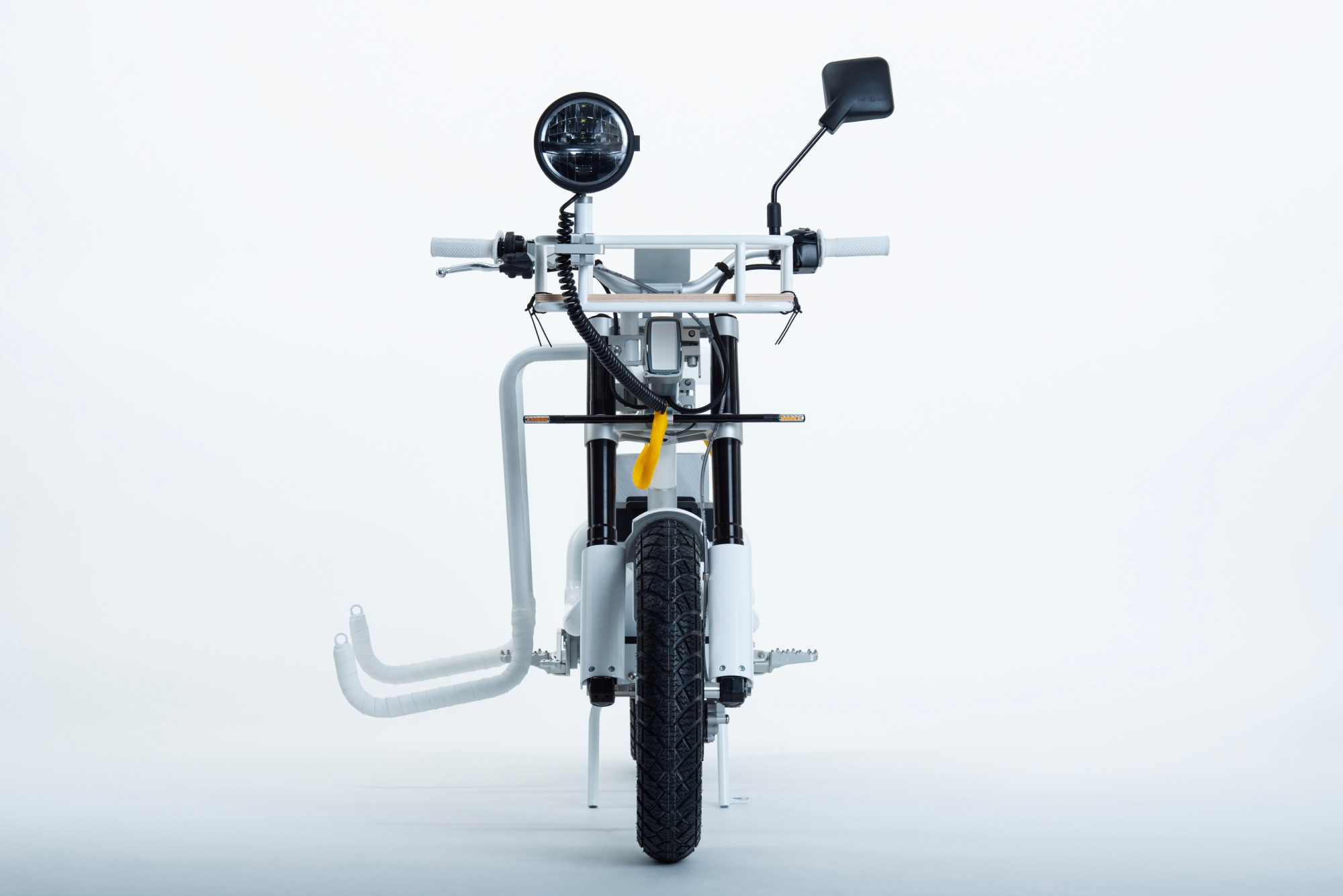 Cake Ösa 60 mph 'workbench on wheels' electric motorcycle delivered