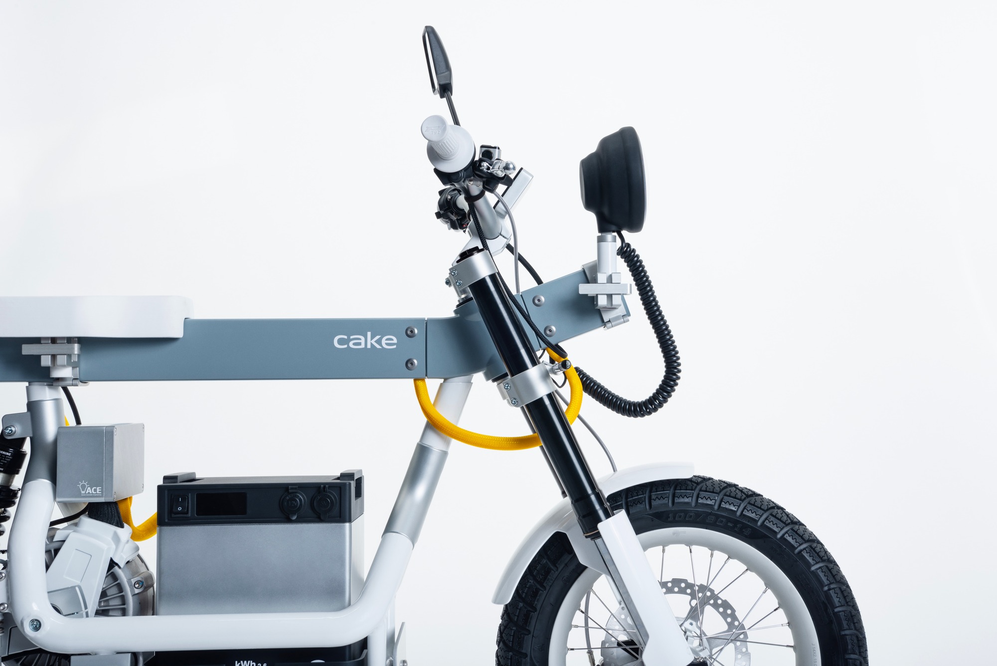 Cake Ösa 60 mph 'workbench on wheels' electric motorcycle delivered