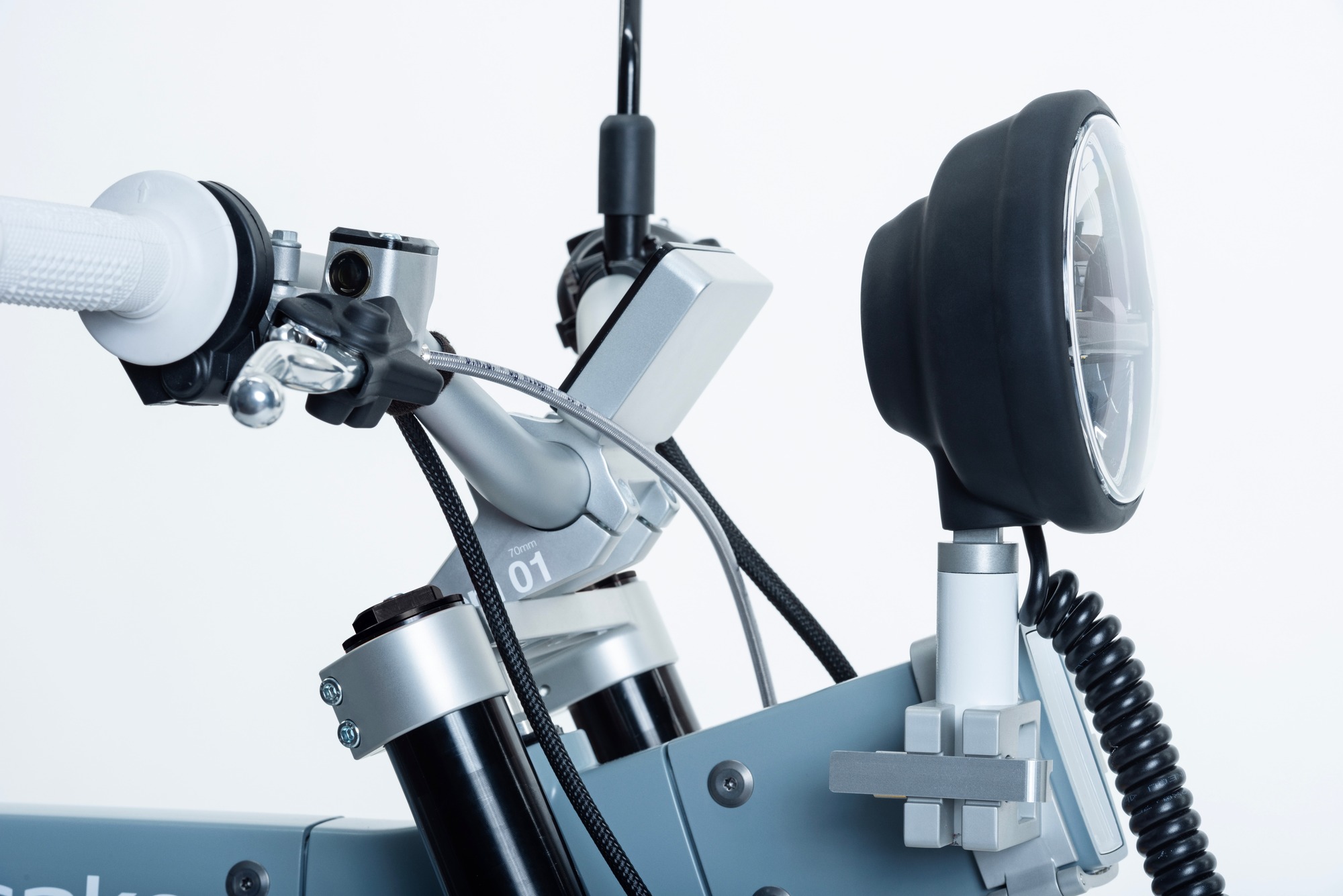 Cake Ösa 60 mph 'workbench on wheels' electric motorcycle delivered