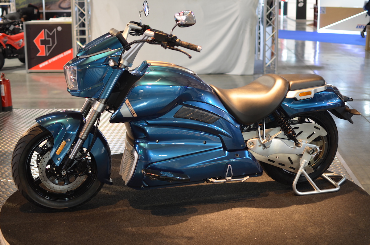 Hadin Panther 'American style' cruiser electric motorcycle seems legit