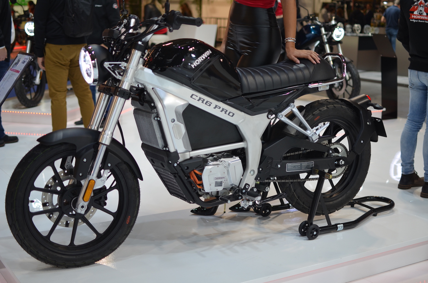 Horwin CR6 Pro 65 MPH electric motorcycle launched at EICMA