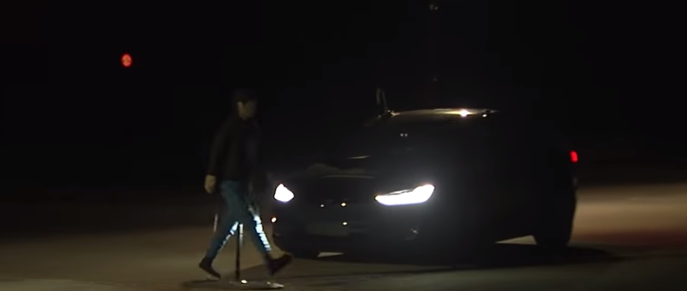 Watch Tesla's Autopilot-powered safety features stop for pedestrians in ...