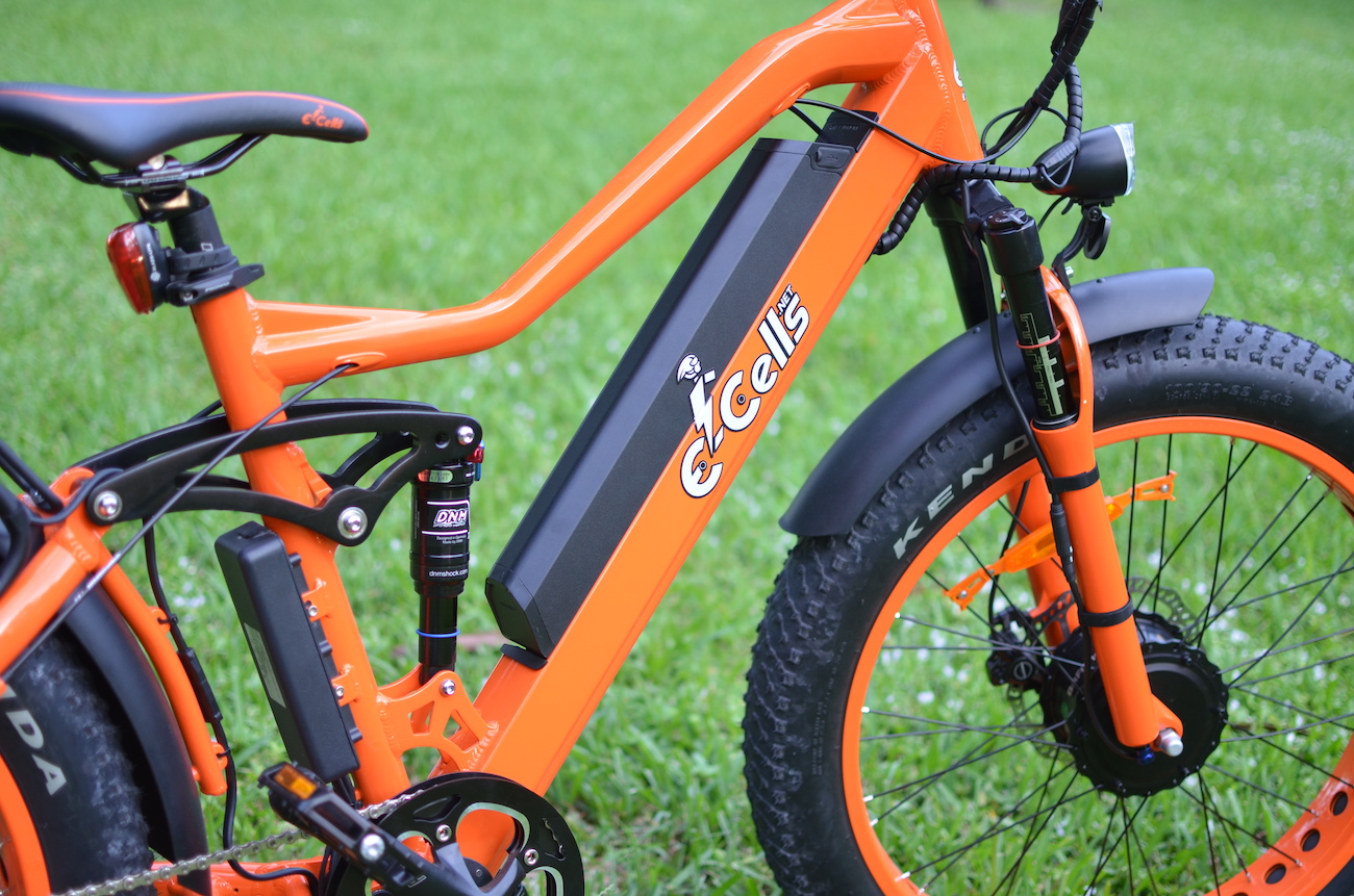 Review: 32 mph Super Monarch AWD full suspension dual battery e-bike ...