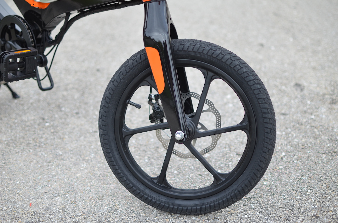 Review: Swagtron's $699 EB7 Plus electric bike is ready for the urban ...