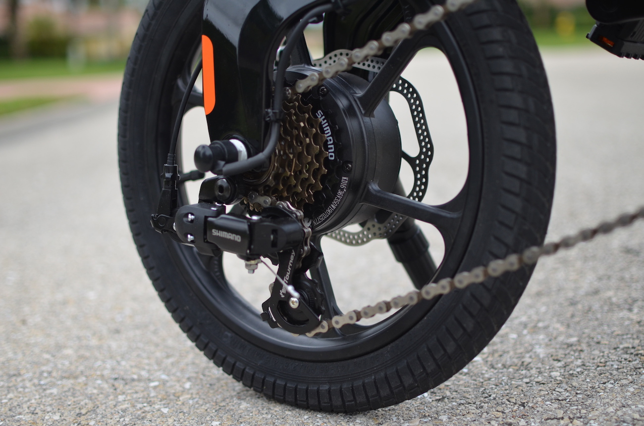 Review: Swagtron's $699 EB7 Plus electric bike is ready for the urban ...