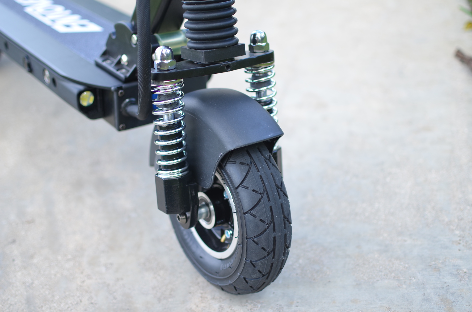 Review: 25 mph full-suspension Emove Touring electric scooter (Discount ...