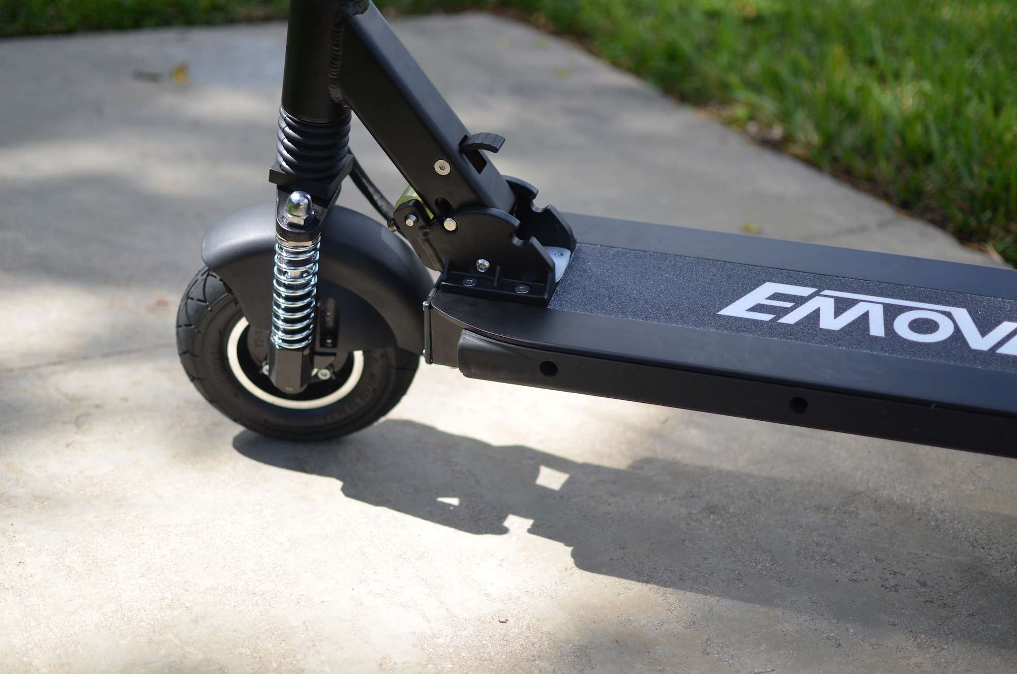 Review: 25 mph full-suspension Emove Touring electric scooter (Discount ...