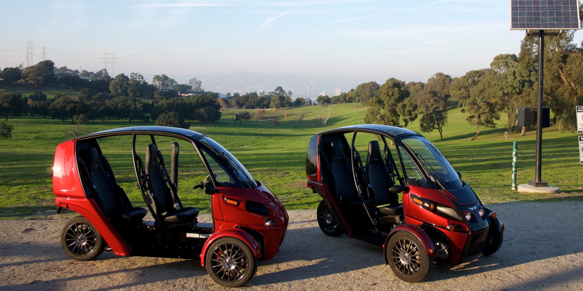Arcimoto FUV production-spec first drive: it'll turn heads | Electrek