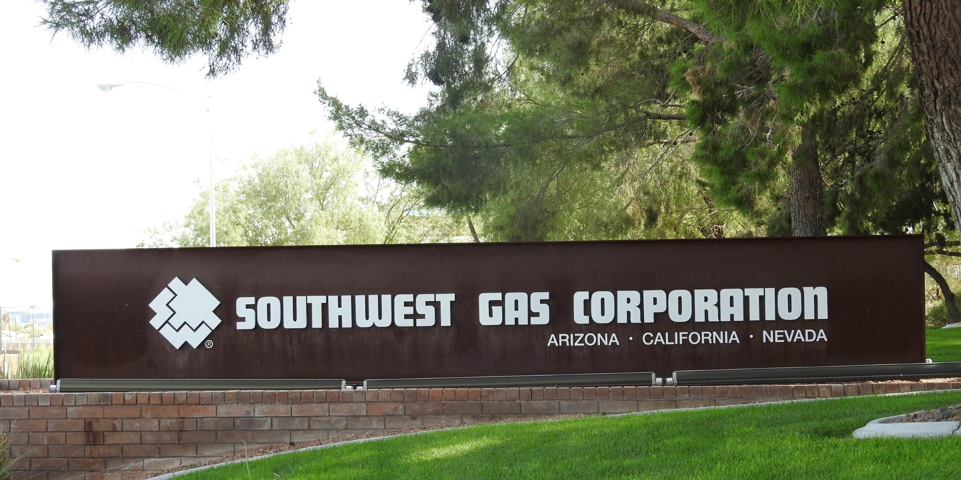 This new Arizona law is a blow for green energy and local govts - Electrek