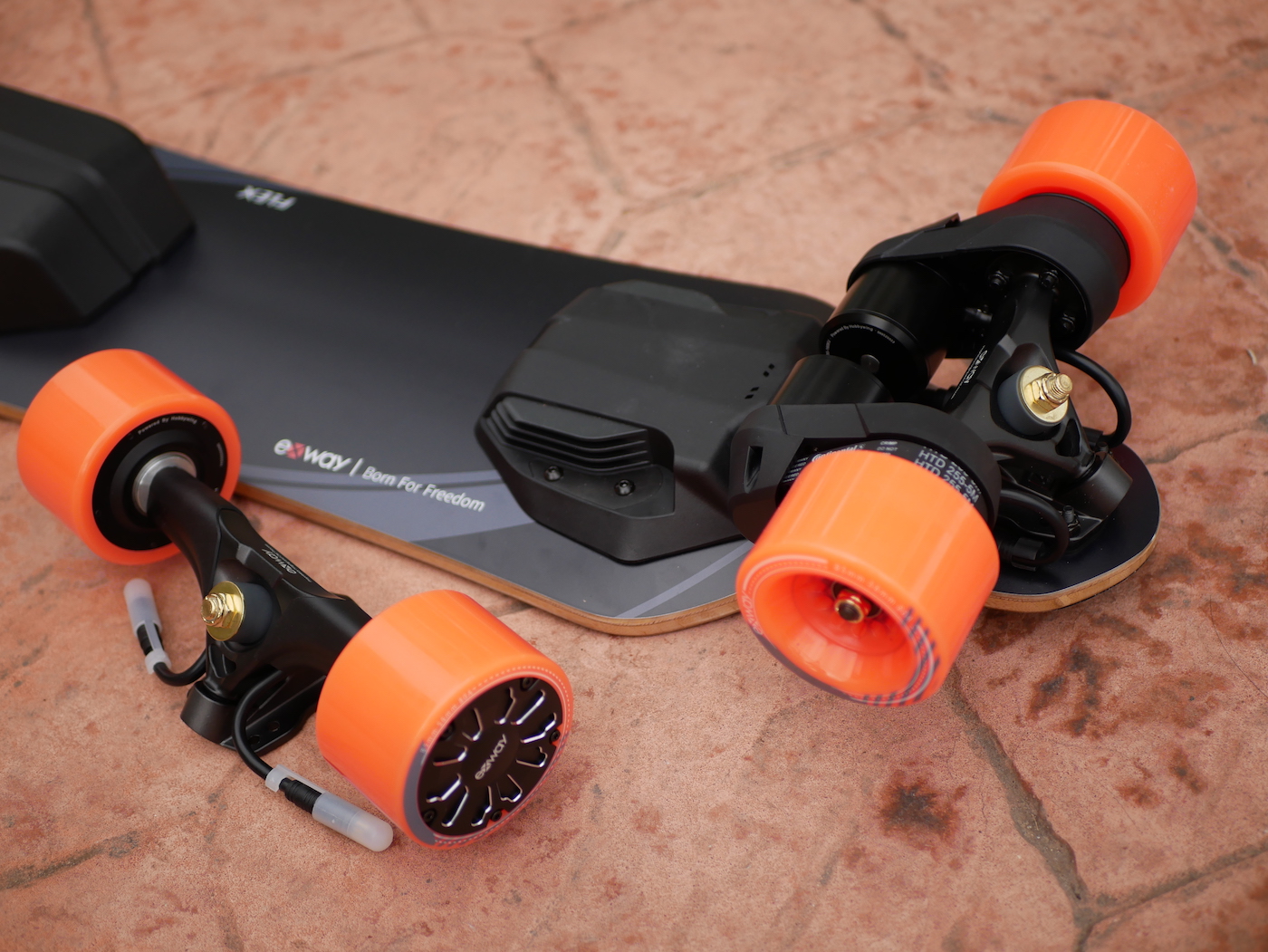 Exway Flex electric skateboard review: Better than Boosted at half the ...