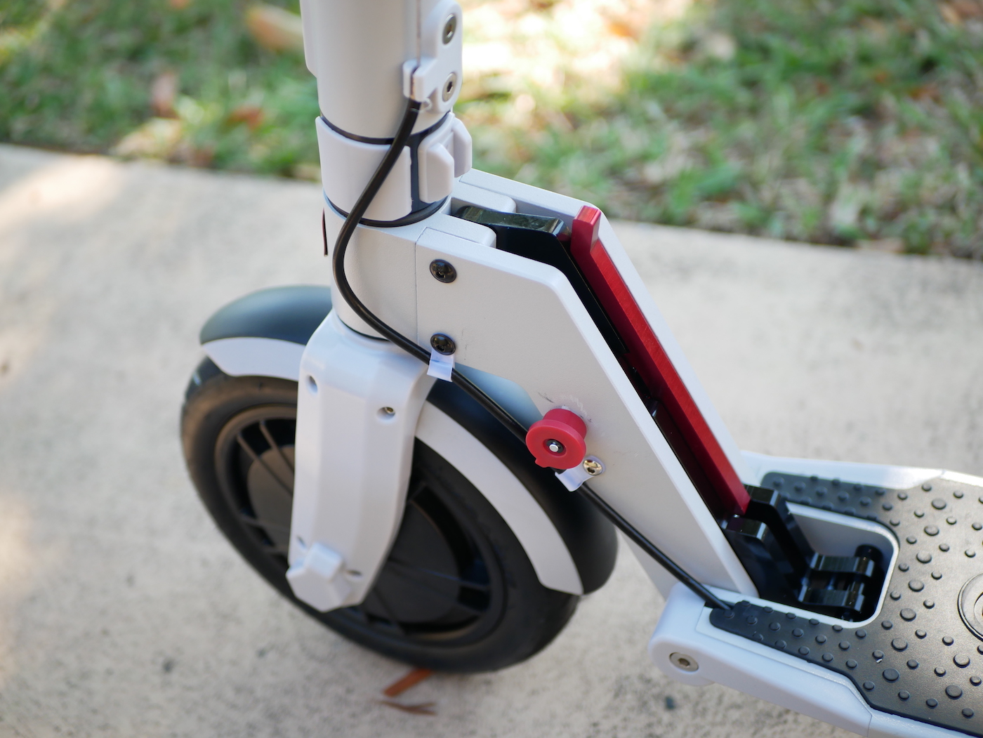 GoTrax Xr Ultra review: The cheapest electric scooter I'd still put my ...