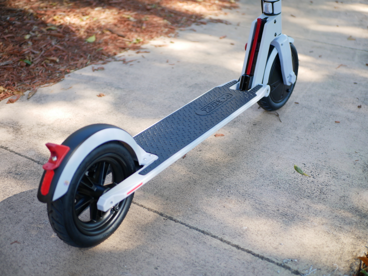 GoTrax Xr Ultra review: The cheapest electric scooter I'd still put my ...