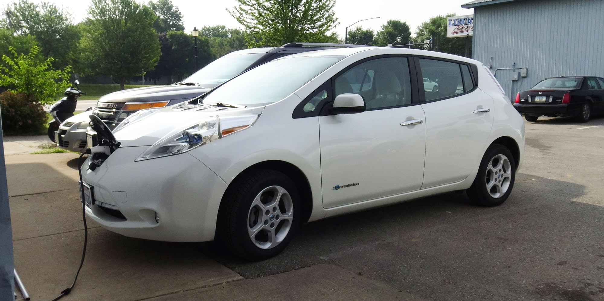 Used EV dealership opens in North Liberty, Iowa | Electrek