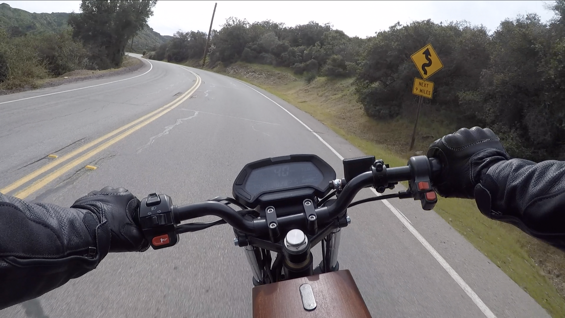 ONYX RCR First ride: Flying fast on this 60 mph electric moped