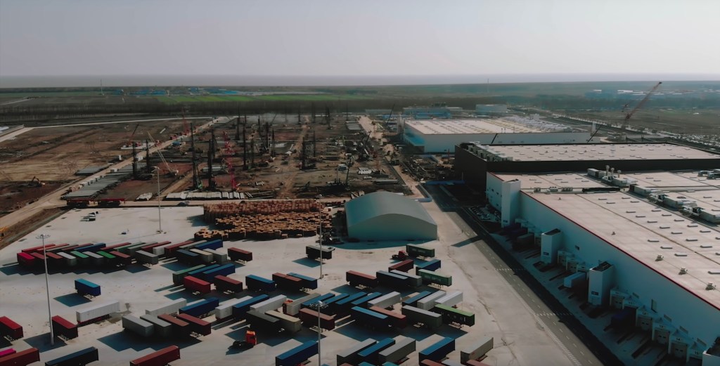 Tesla Gigafactory Shanghai: Drone video shows massive new building is ...