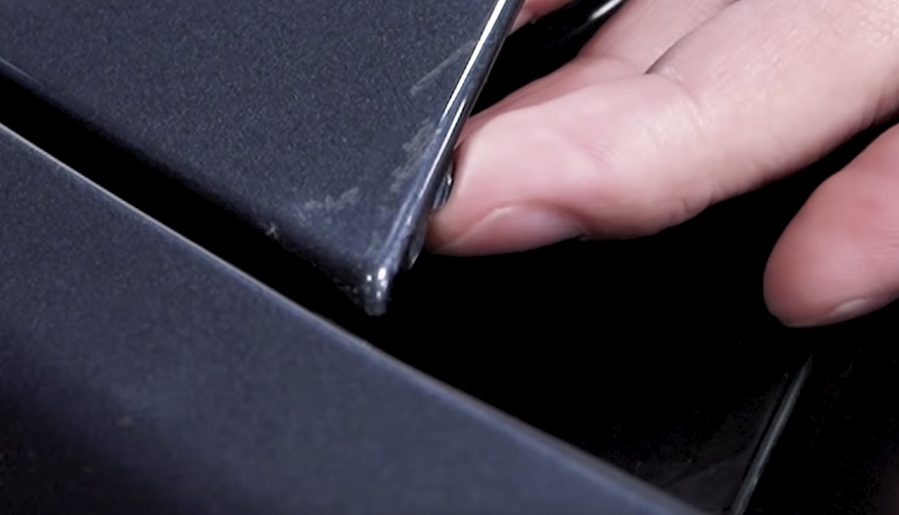 Tesla Model Y: detailer points out paint defects on brand new electric ...