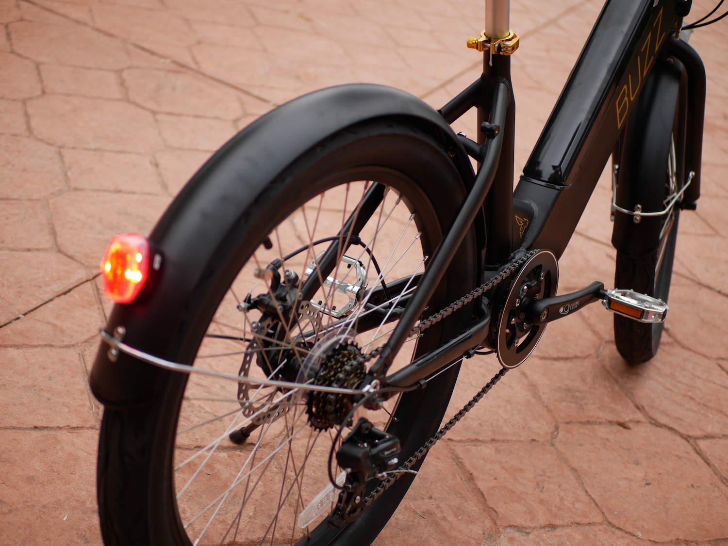 Buzz E-bike review: A good mid-drive electric bicycle for a great price