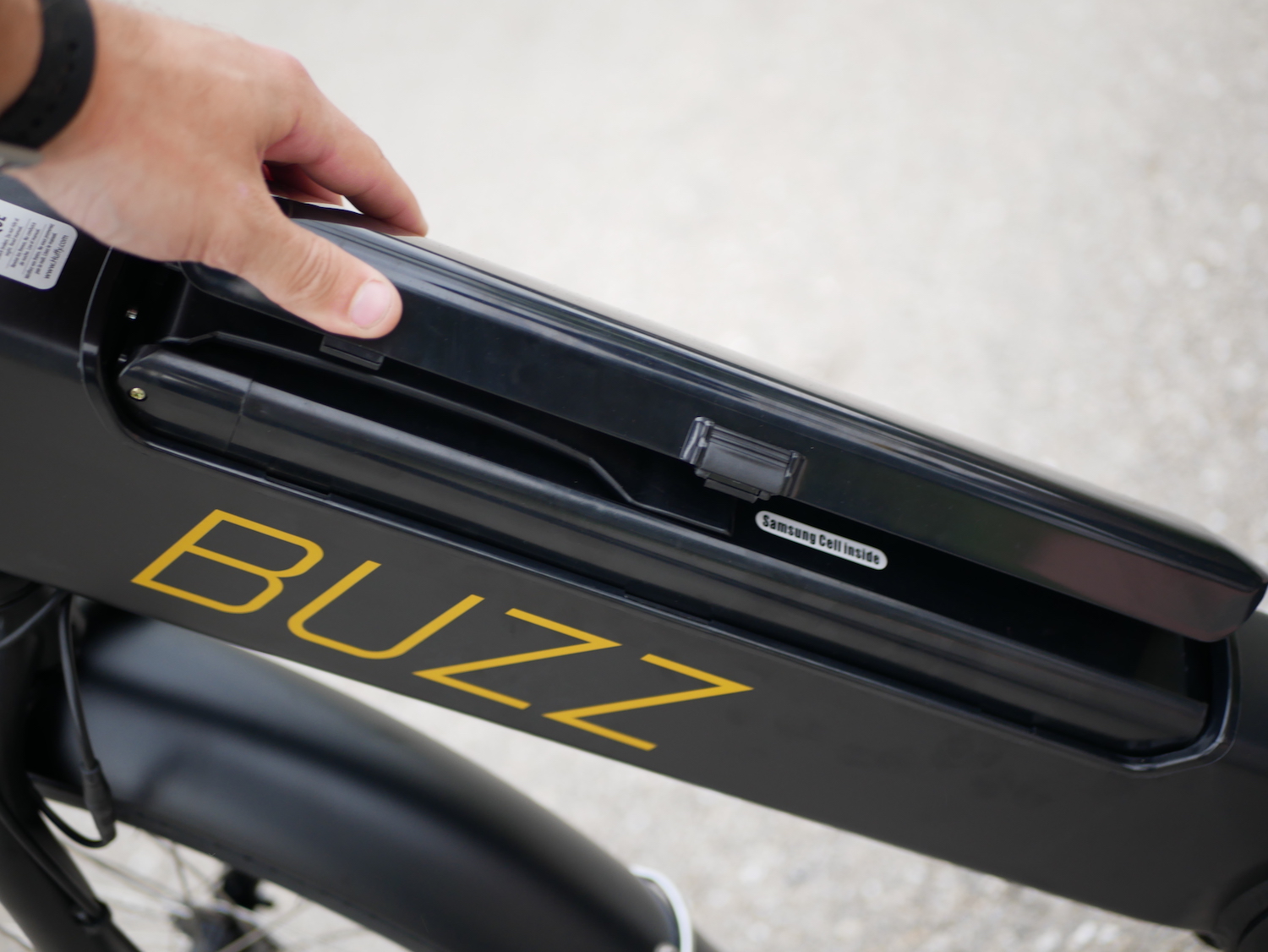Buzz E-bike review: A good mid-drive electric bicycle for a great price