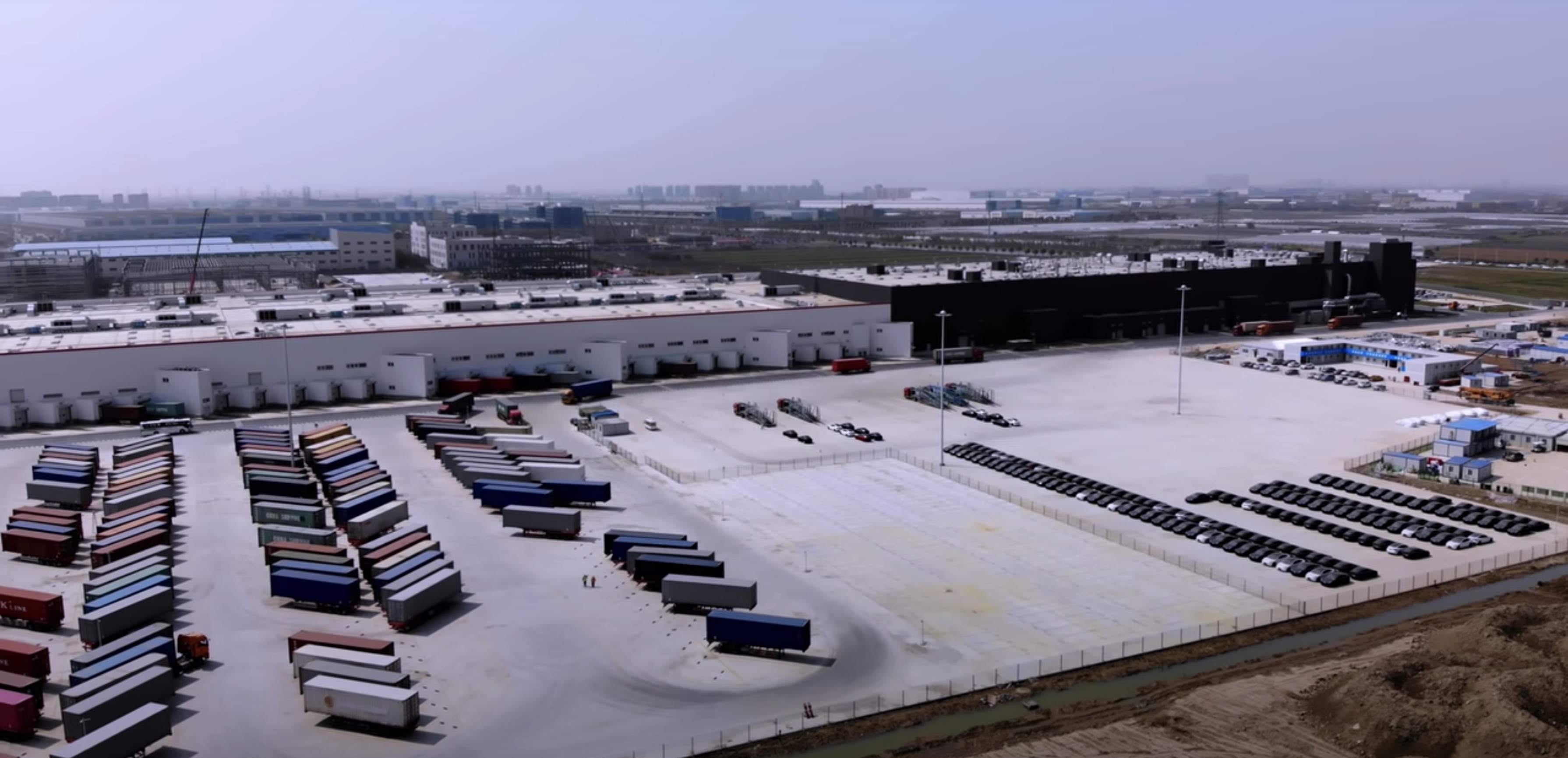 Tesla Gigafactory Shanghai: new drone video shows just how massive the ...