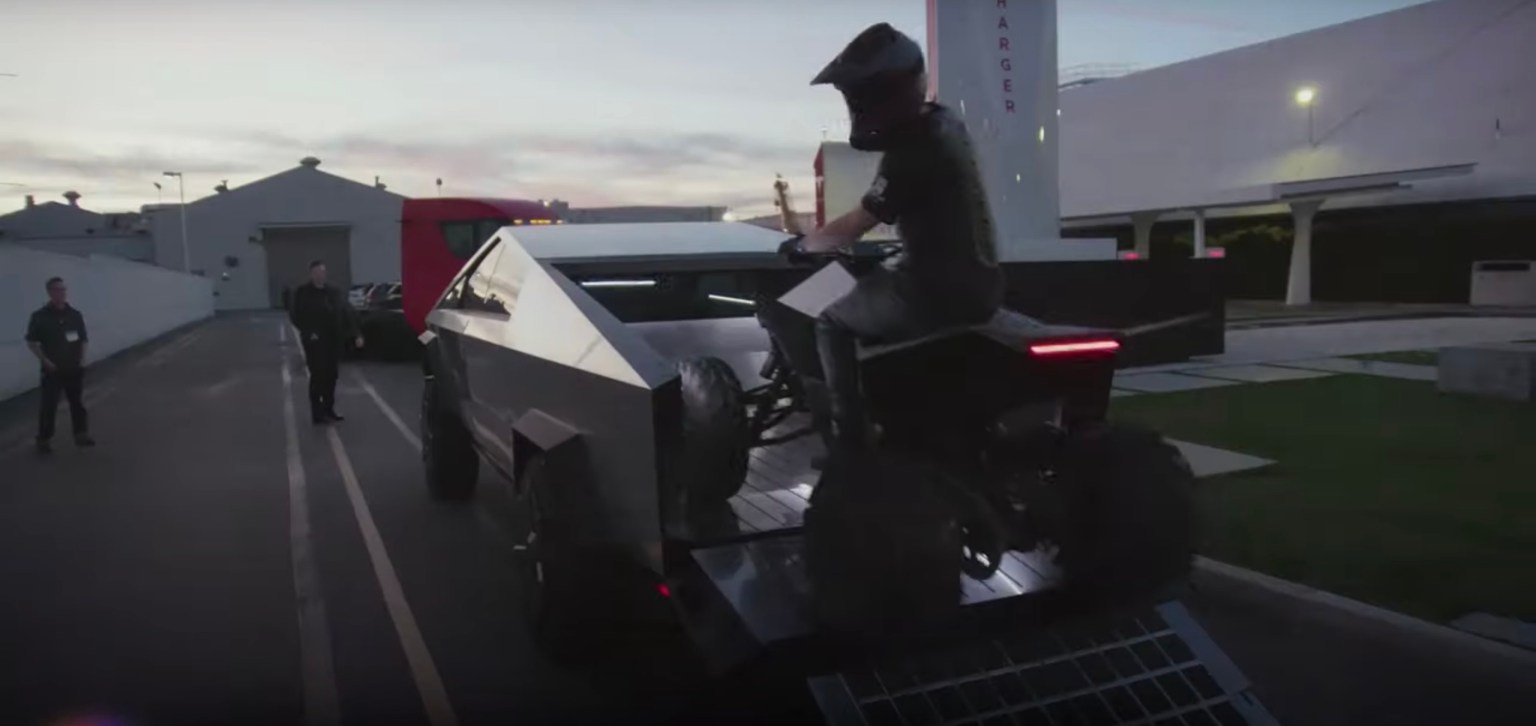 New Tesla Cybertruck and electric ATV footage on new Jay Leno's Garage ...