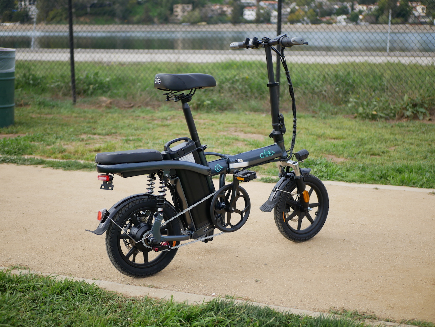 Fiido L2 folding electric bike review: A LONG range 2-seater moped for ...