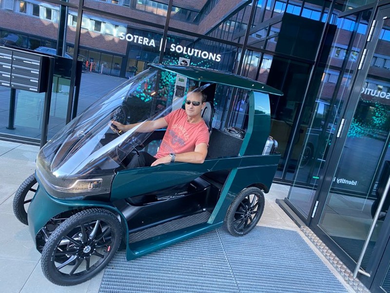 CityQ Car-eBike fully enclosed electric pedal car begins pre-orders