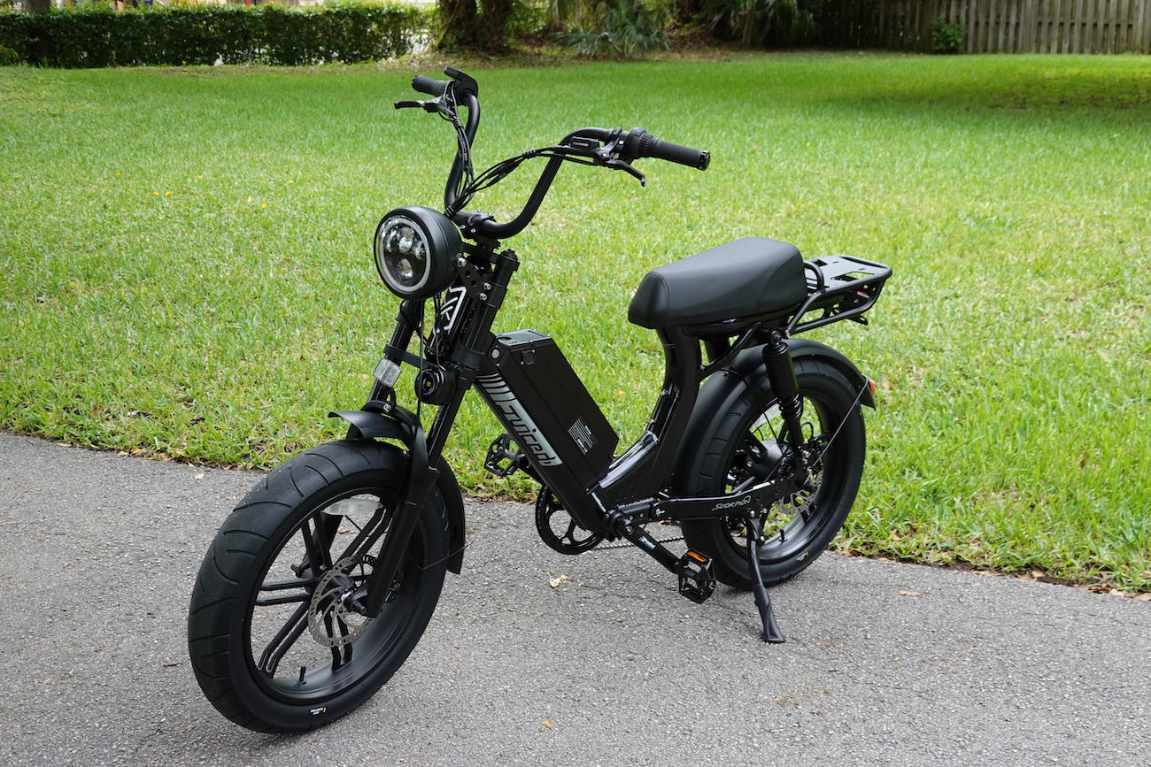 Juiced Scorpion electric bike review: an affordable e-moped with style!