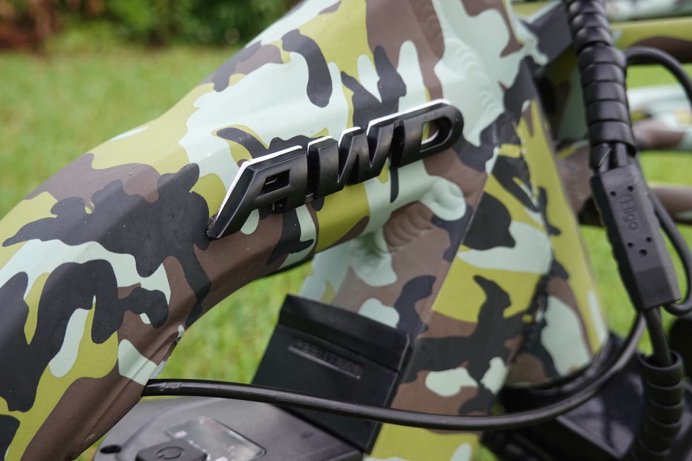 2,200W Super Monarch Crown full suspension e-bike has battery for days